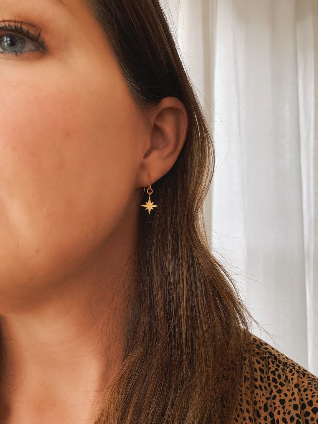 Small Gold Starburst Star Earrings for Women, Dainty Tiny Dangle ...