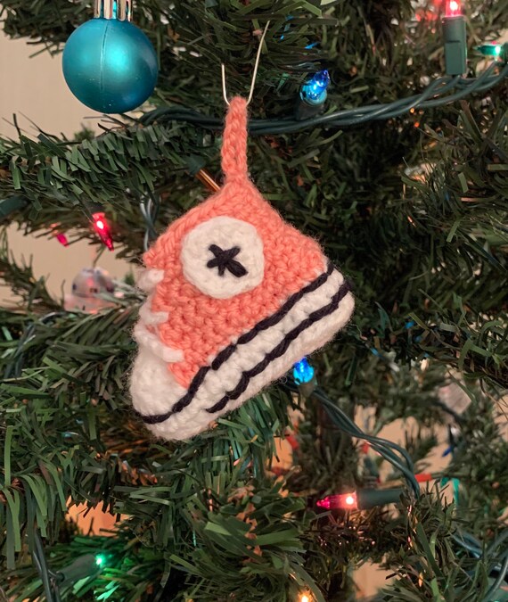 Crochet Converse Ornament keychain Etsy Canada