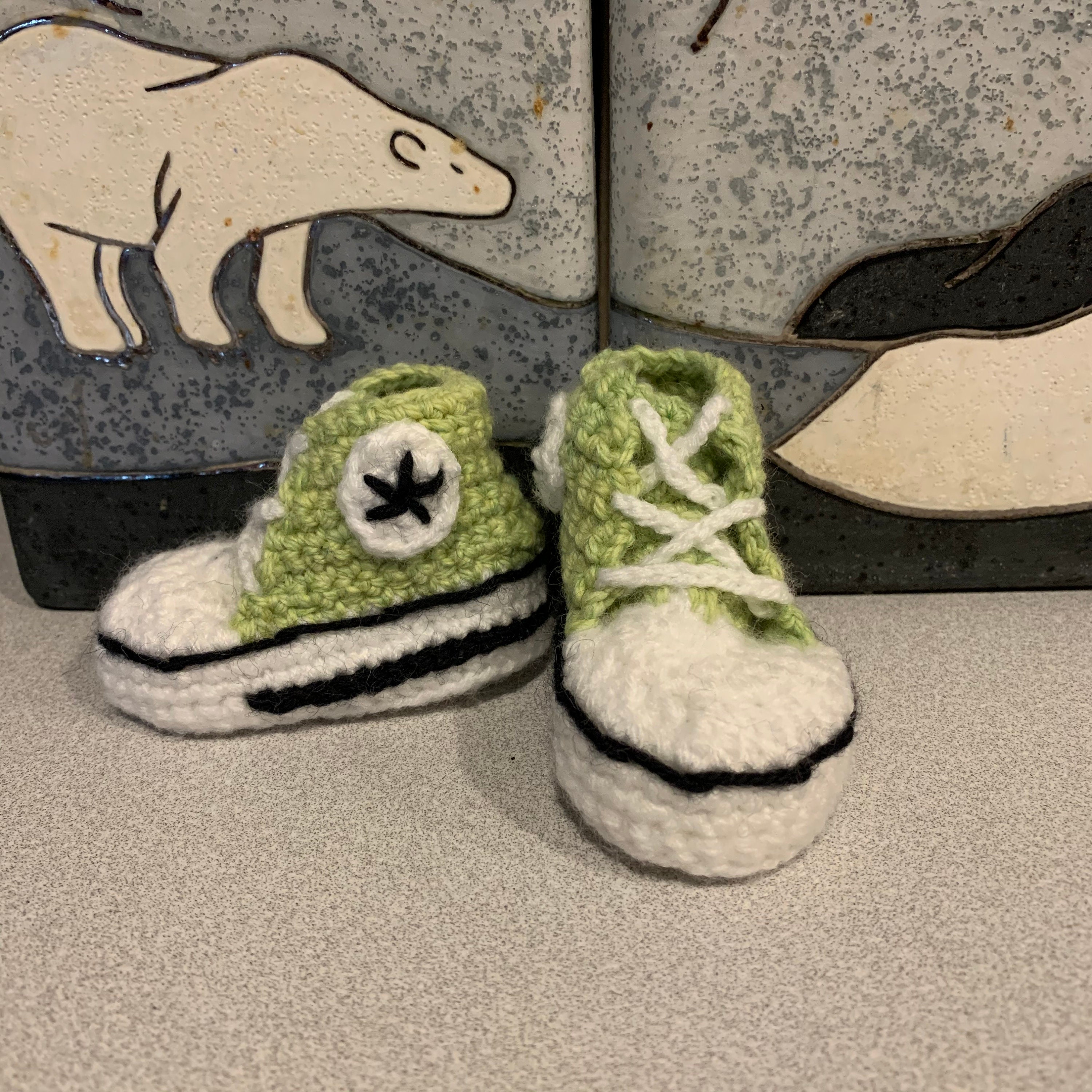 Crochet Converse Ornament/Keychain | Etsy