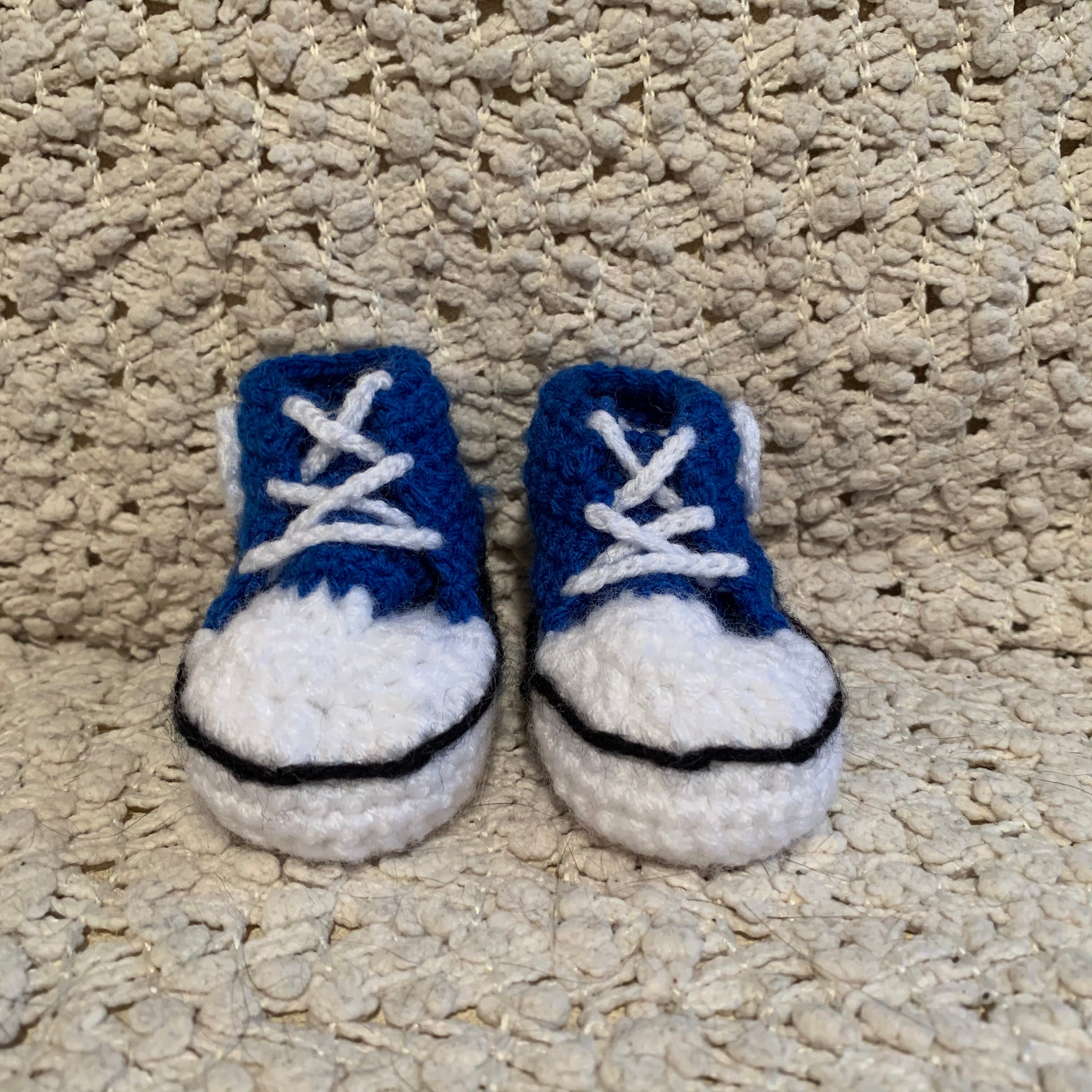 Crochet Converse Ornament/Keychain | Etsy