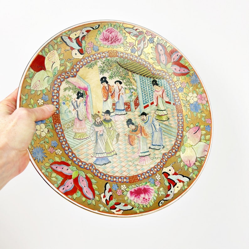 Early 20th Century Chinese Famille Rose Medallion Plate Hand-painted ...