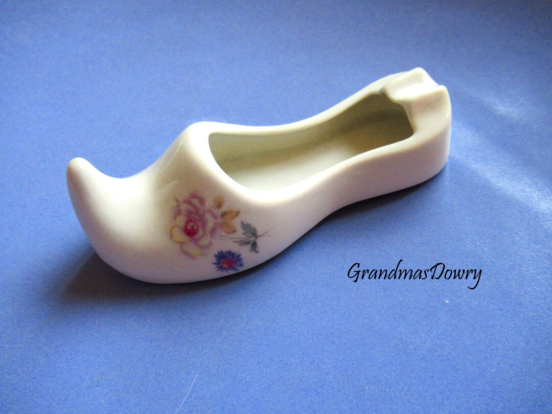 Vintage Slipper Ashtray, White With Flowers Shoe Ashtray, Ring Dish ...