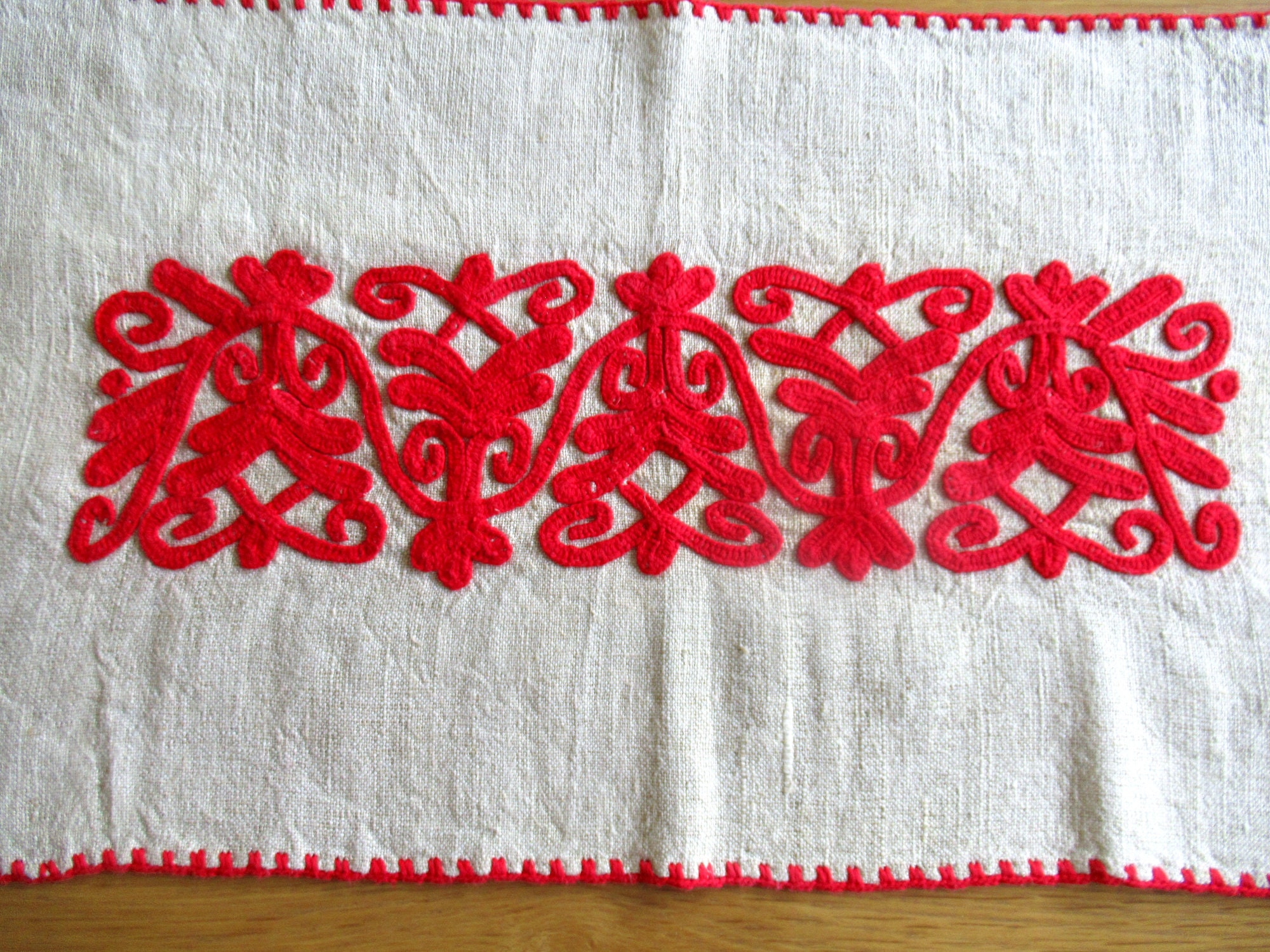 Vintage Handwoven Tabletop Runner, Traditional Kalotaszegi Hungarian ...