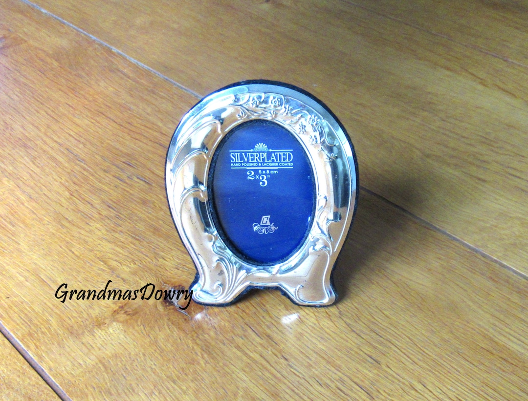 Vintage Silver Plated Tabletop Photo Frame, Small Oval Picture Frame ...