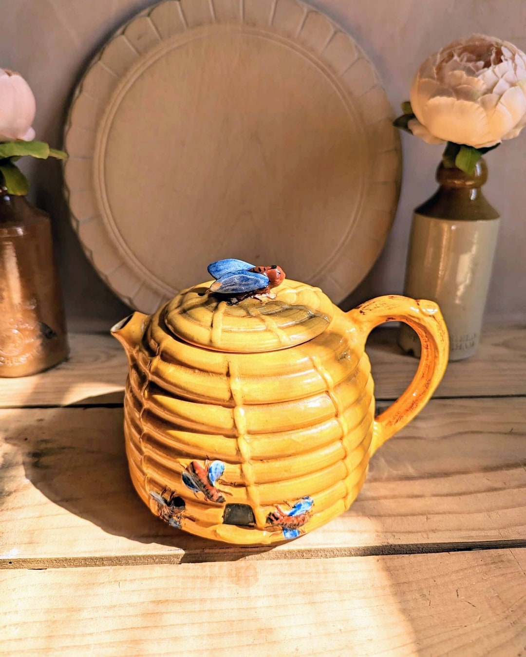 A Vintage 1930s Thomas Hughes 'honey Bee and Hive Tea Pot Art Deco ...
