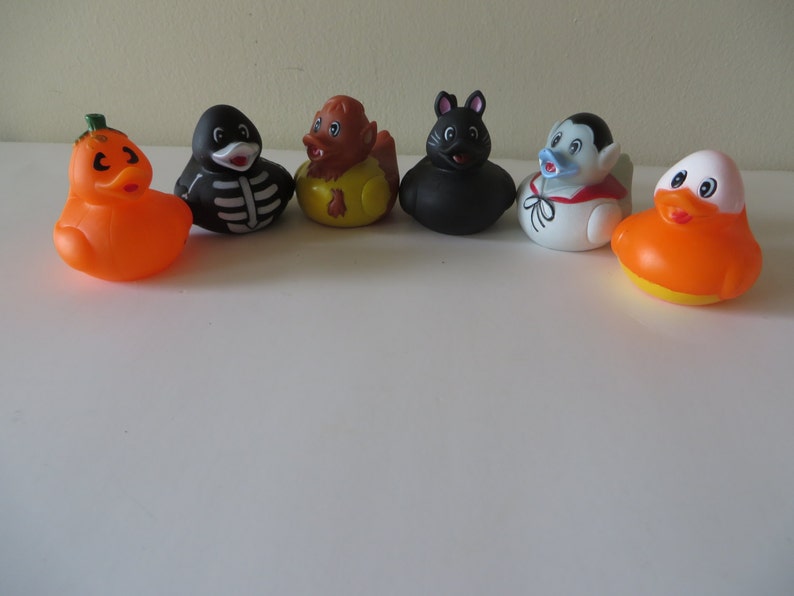 Six Halloween rubber ducks great for your Halloween party | Etsy