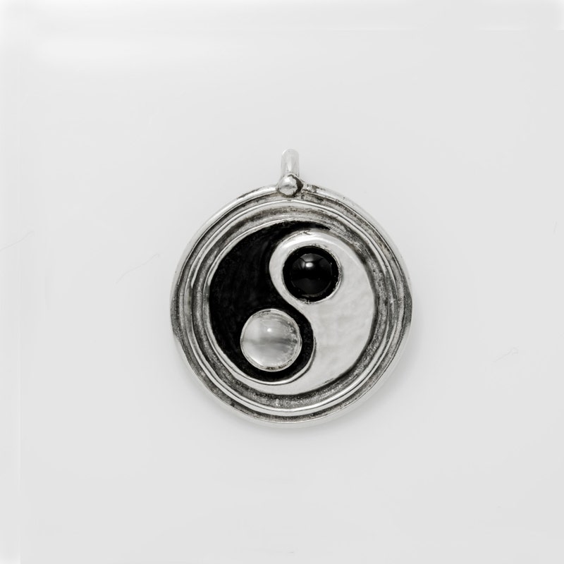 Yin Yang Pendant - Etsy