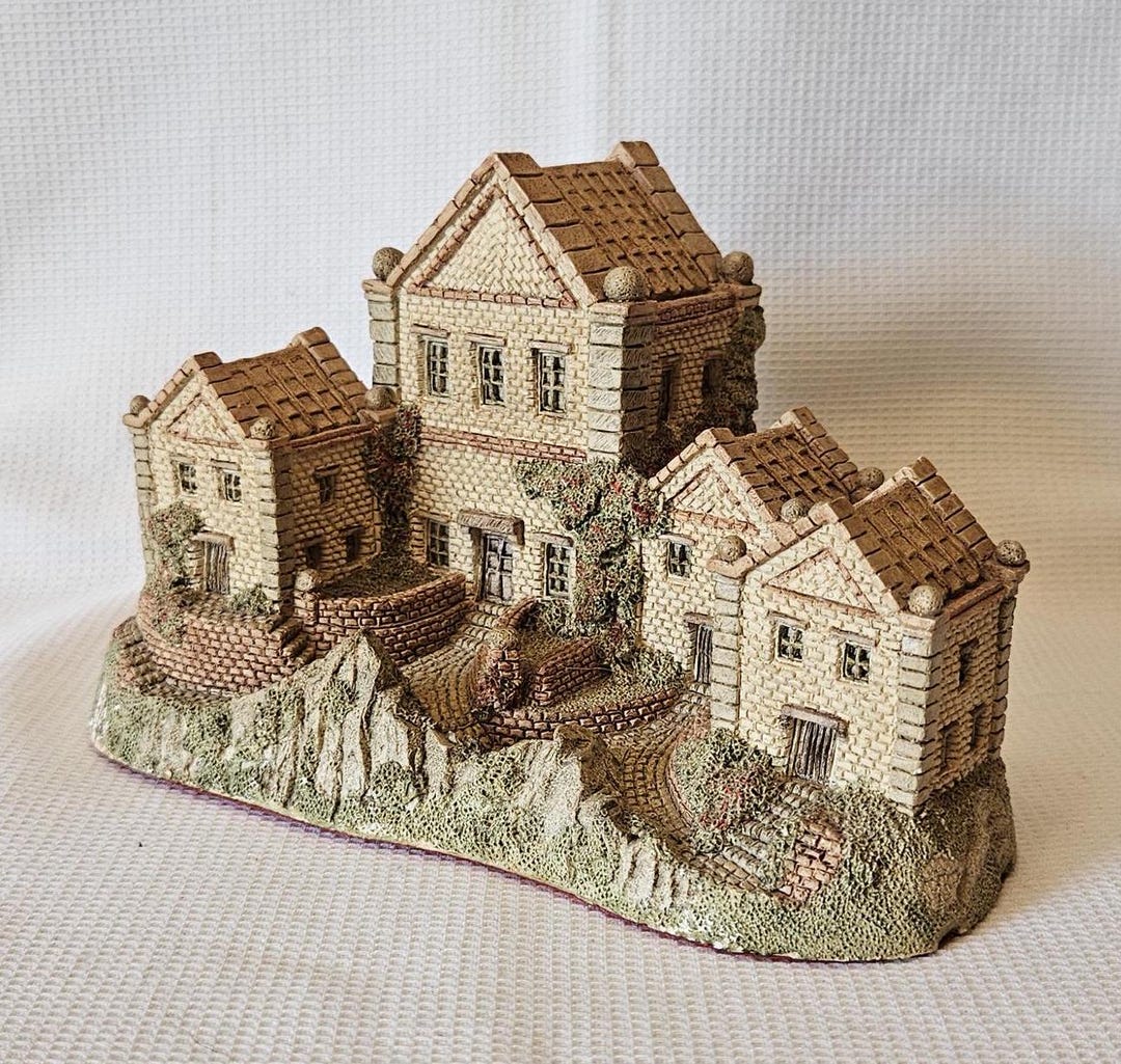 Vintage David Winter Alms Houses Figurine Great Britain 1983 Hand Made ...