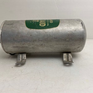 Vintage Bullard Cylindrical First Aid Kit From the 1940s - Etsy