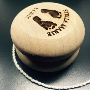 Personalized Wood Yoyo Toy - Great Gift for Yo Yo Fans - Etsy
