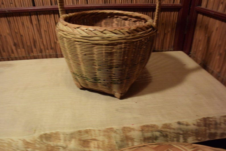 Vintage Chinese Bamboo Basket with Handle | Etsy