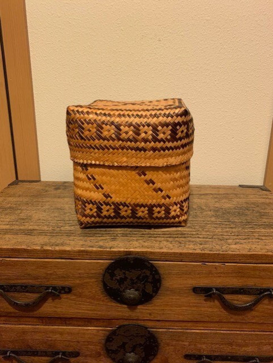 Vintage Southeast Asian Storage Basket With Lid Borneo Indonesia ...