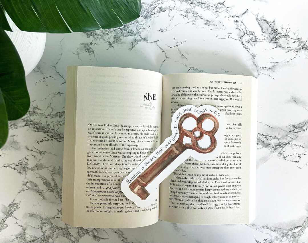 Key Bookmark, Bookish Gifts, Watercolor Art, Book Quotes, Reading is ...