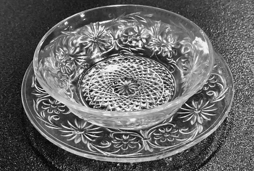 Vintage 1930s 21pc Dish Set DAISY Depression Glass Serv for 4 Indiana ...