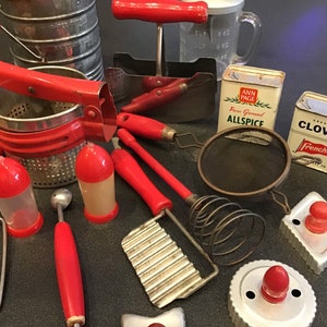 Vintage 25 Red Handled Kitchen Cooking Utensils 1930s to 1940s Mid ...