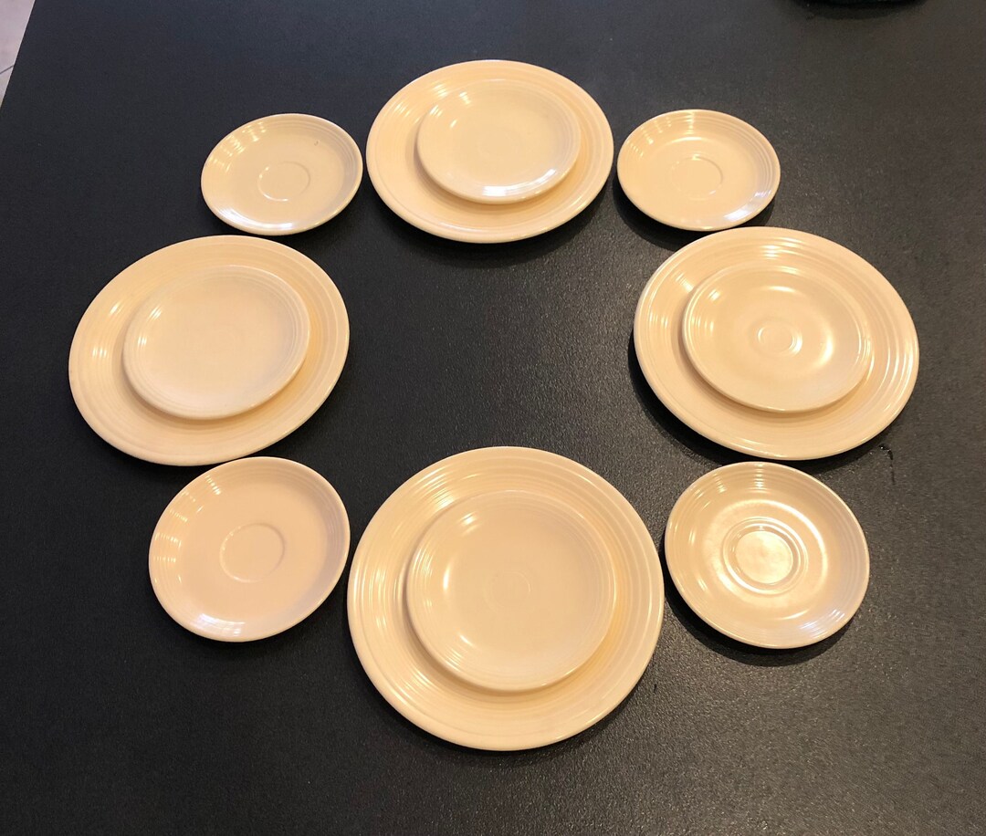 Vintage 1940s Fiesta Plates • 12pc. • 4 Settings • Homer Laughlin China ...