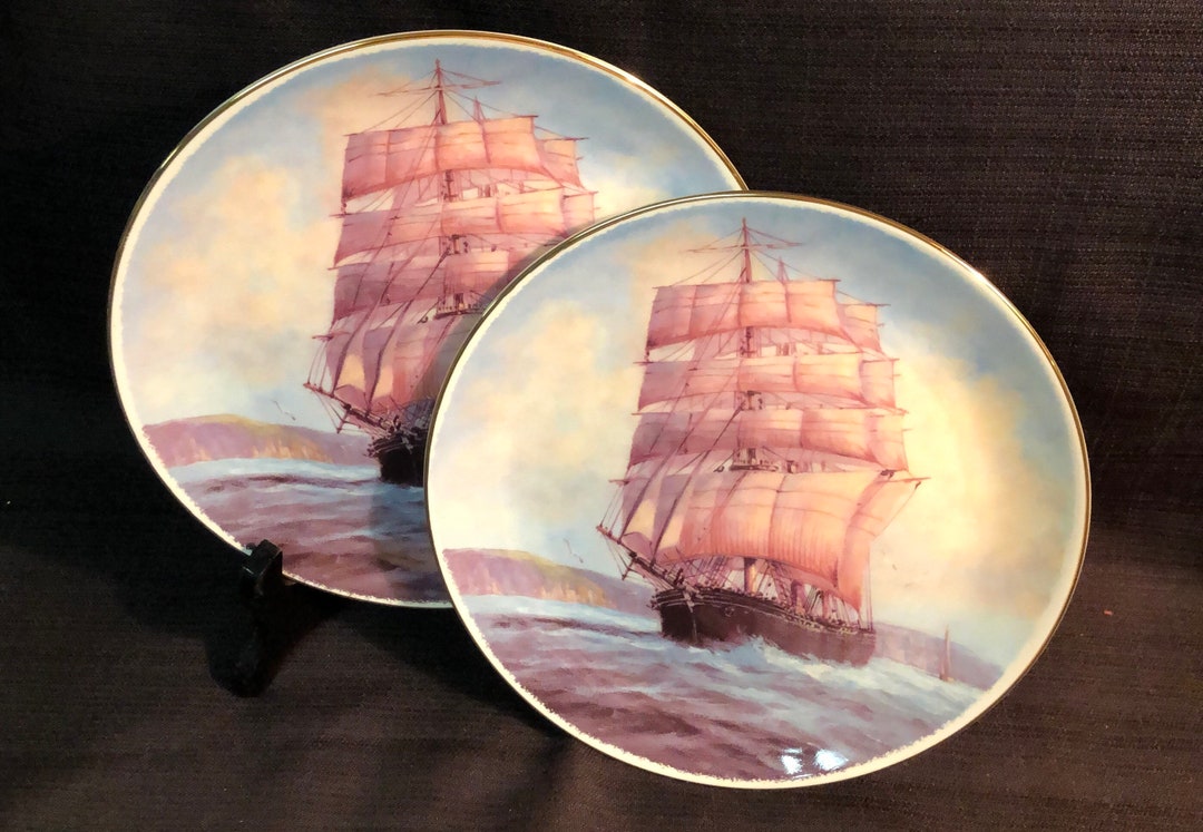 Vintage 2 Connoisseur Sail Boat Plates Fine English Bone China 22kt ...