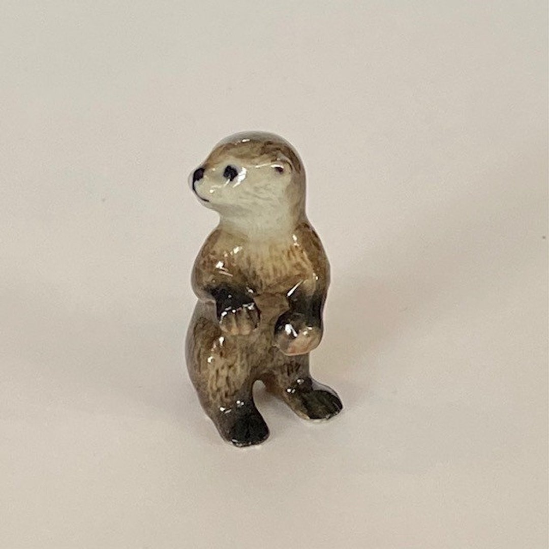 Hand-painted Miniature River Otter Porcelain Figurine 24996 - Etsy
