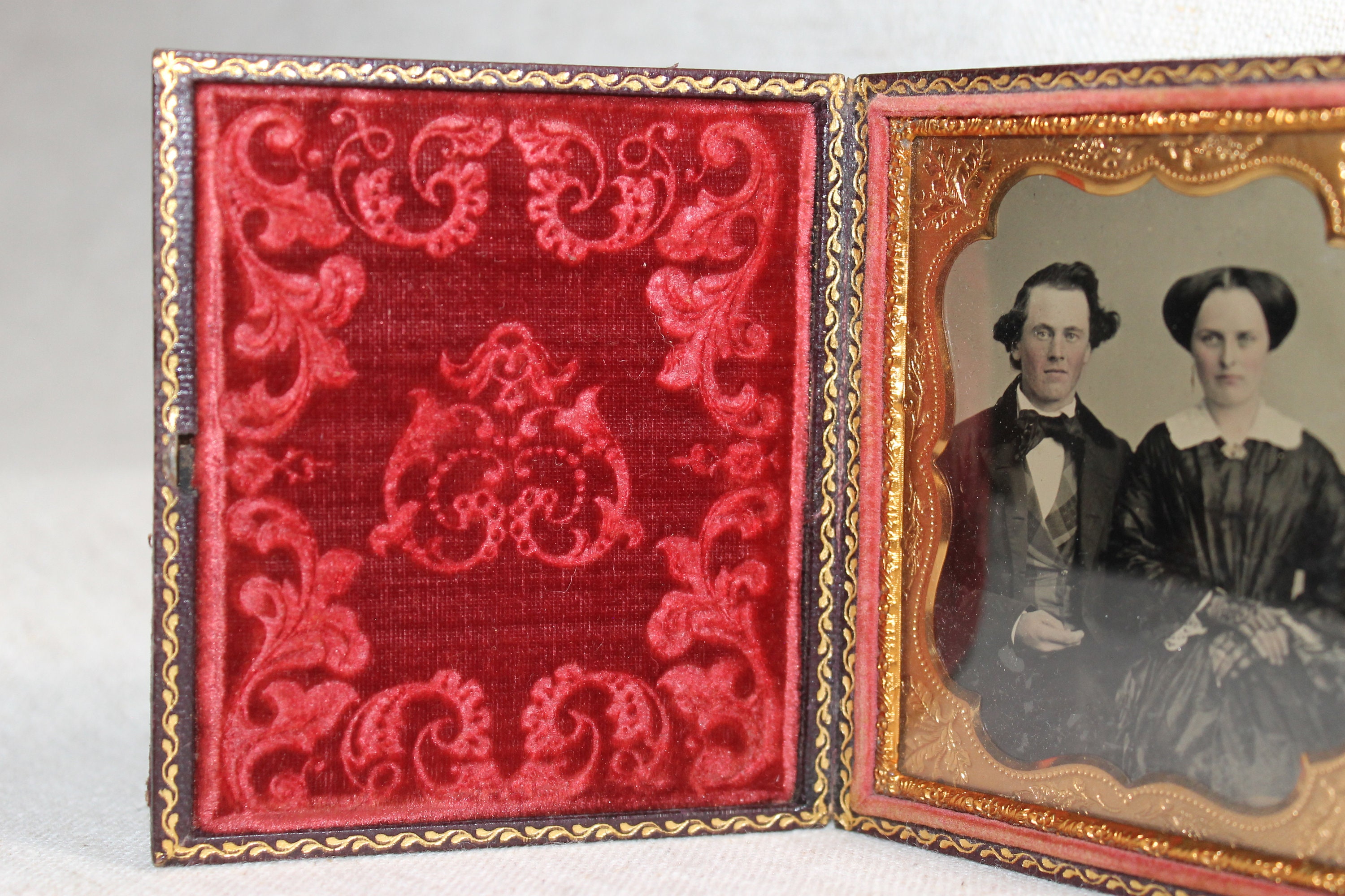 Rare Vintage 1800s Young Couple Tinted Fancy Dress Ambrotype - Etsy