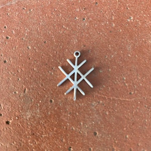 Rune Love Charm, Man for Man - Etsy