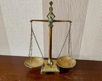 Vintage Brass Scales of Justice - Vintage Brass Balance Scale. - Etsy