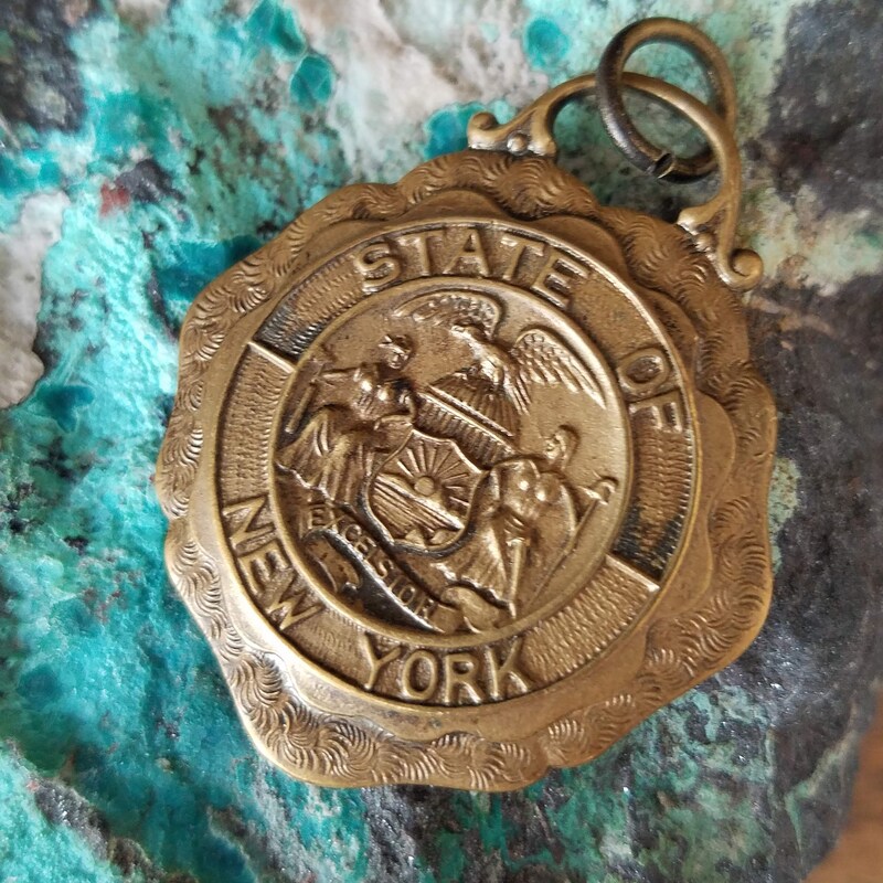 Medallion Antique - Etsy