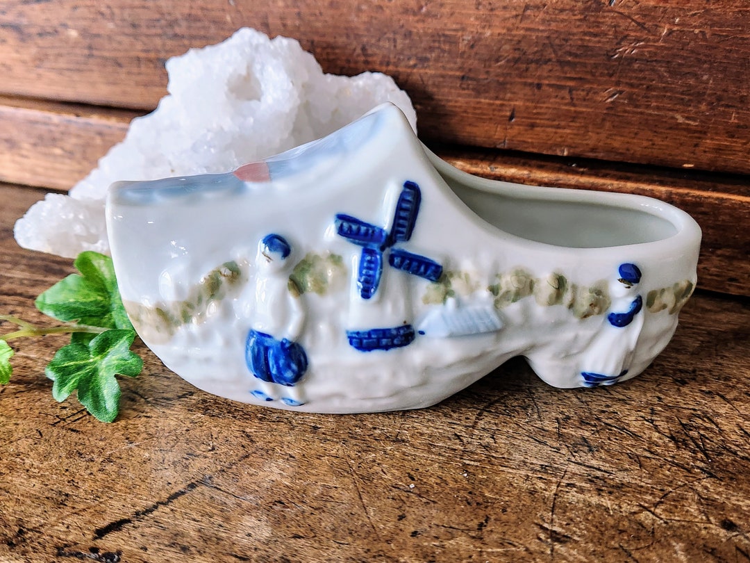Painted Dutch Shoe~vintage Blue & White Ceramic Shoe - Etsy