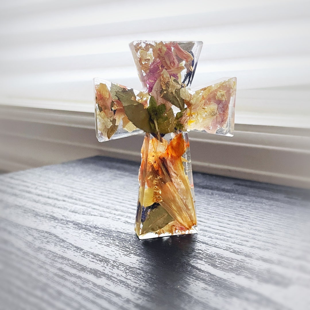 Funeral Flower Keepsake, Memorial Standing Petals Display, Cross ...