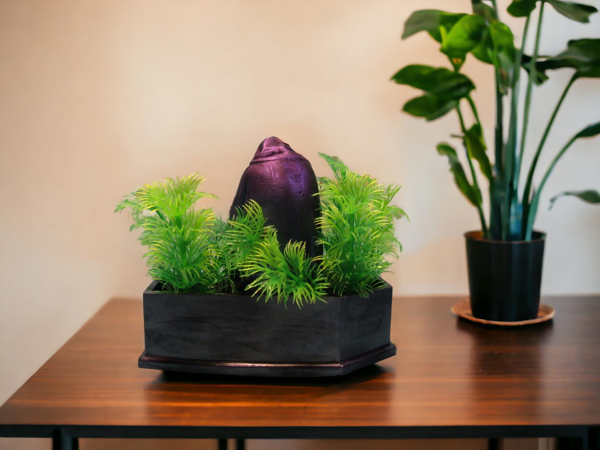 Grim Reaper Coffin Aquarium Decoration With Artificial Plants. Choice ...