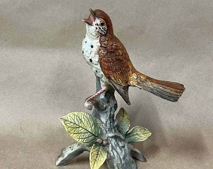 Vintage Porcelain Bird Figurine/uct Japan Wren Figure/porcelain Bird on ...