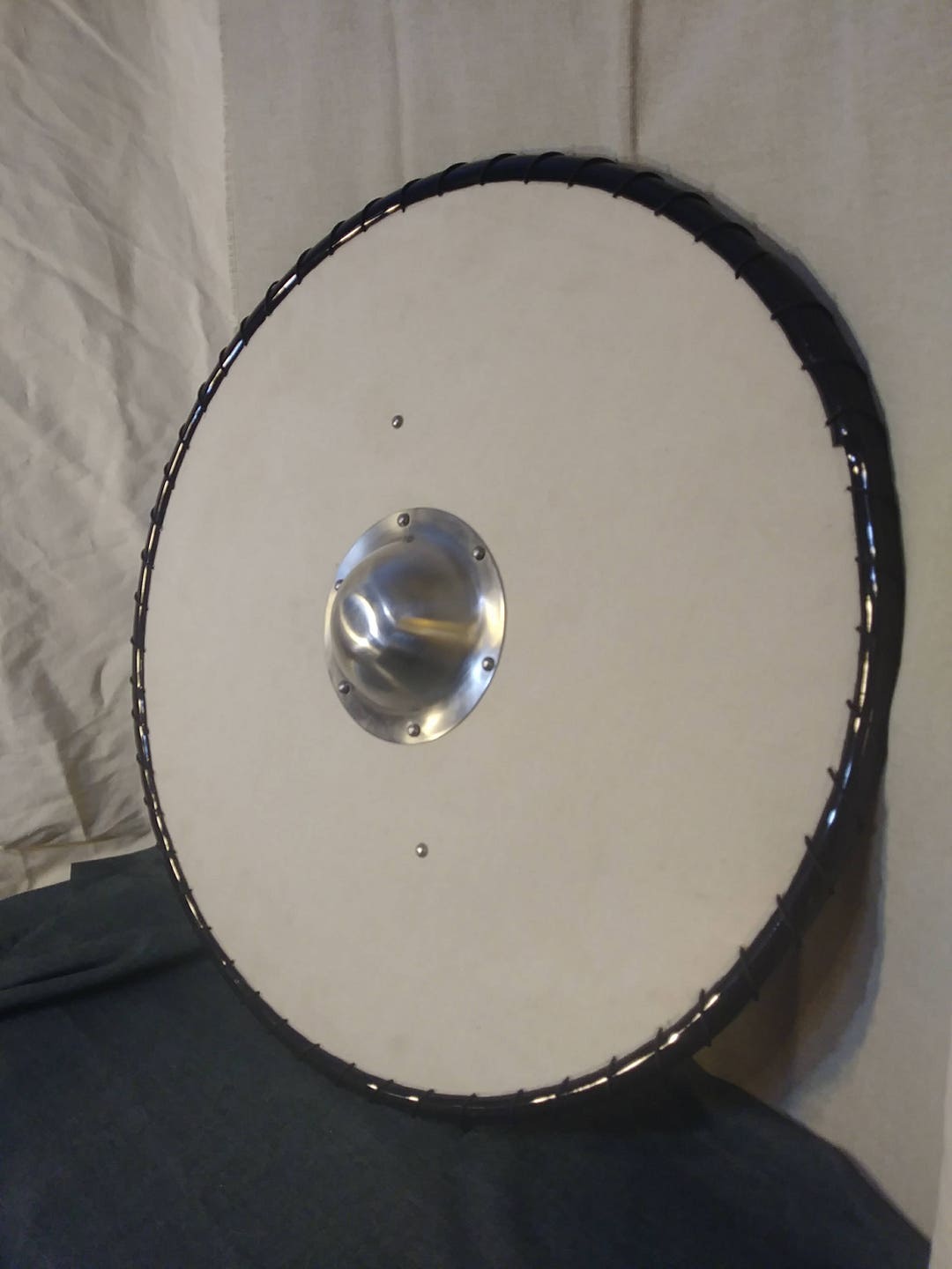 Viking Round Shield, 32" SCA Starter Norse Round Shield - Etsy