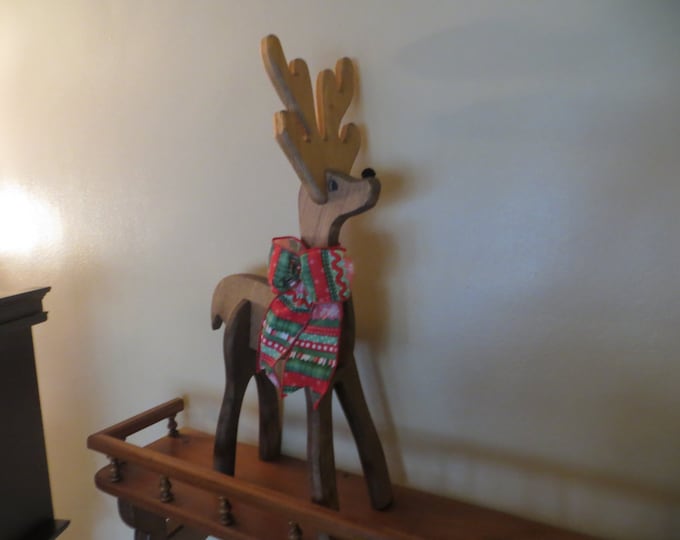 Wooden Rudolph the Red Nosed Reindeer Christmas Holiday Decor Statue ...