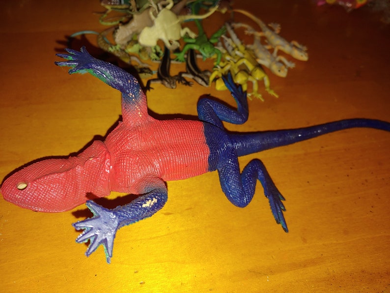 1980-1990'S 1-hard Rubber Plastic Agama Red-headed Lizard & 20 XX 1980 ...