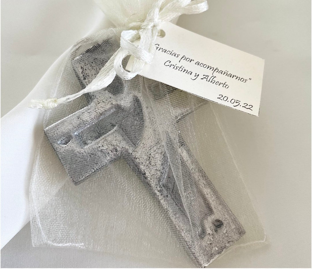 Cross Wedding Favors / Pewter Cross Favors - Etsy