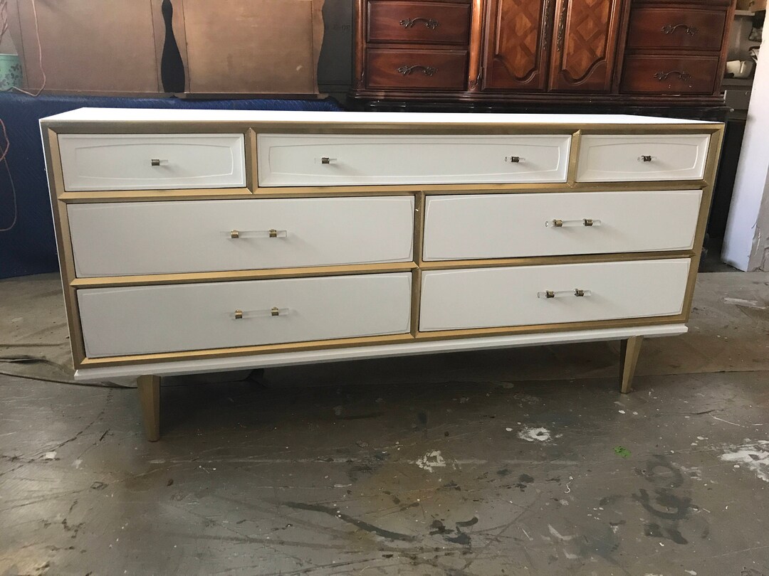 Custom Colors AVAILABLE - Mid Century Modern (MCM) Dresser - Etsy
