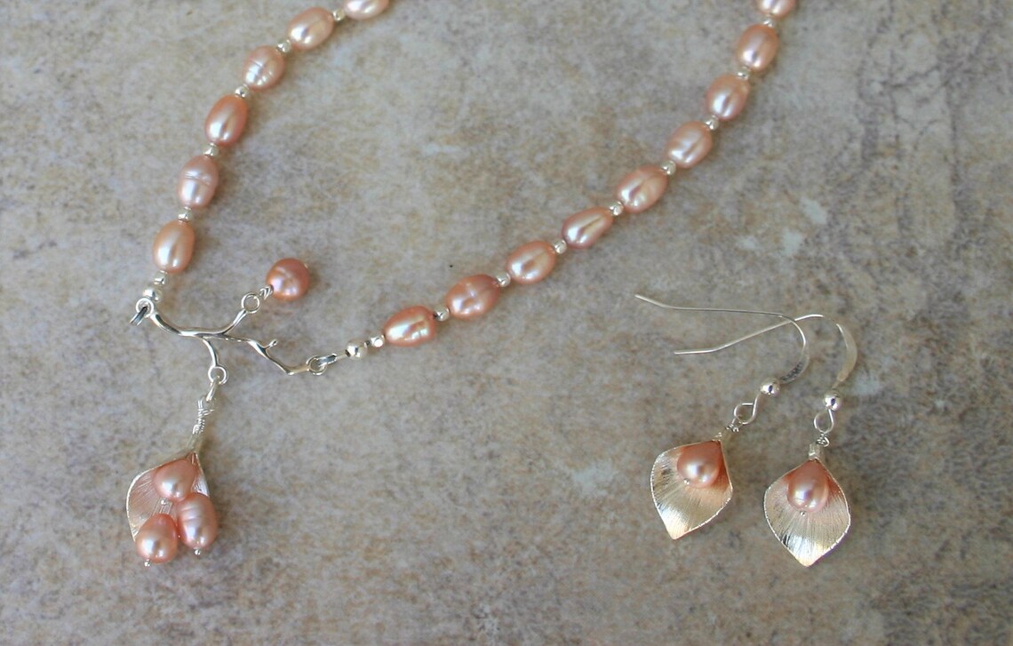 Peach Pink Pearl Petal Necklace and Earring Set Freshwater - Etsy
