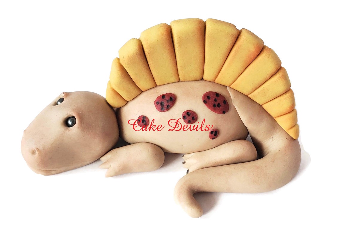 Fondant Spinosaurus Dinosaur Cake Topper, Handmade Dinosaur Cake ...