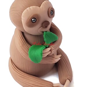 Fondant Sloth Cake Topper Eating Leaves, Handmade Sloth Cake ...