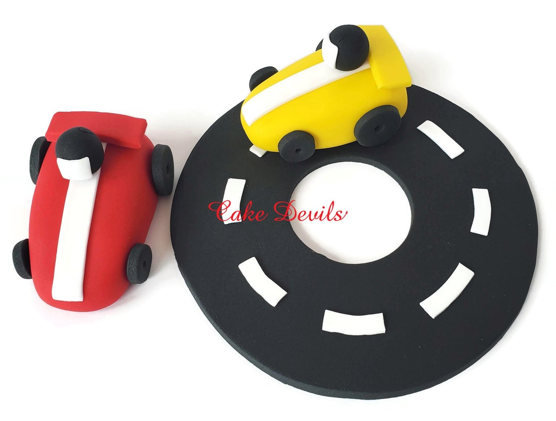 Race Car Cake Decorations, Fondant Race Cars and Race Track Cake ...