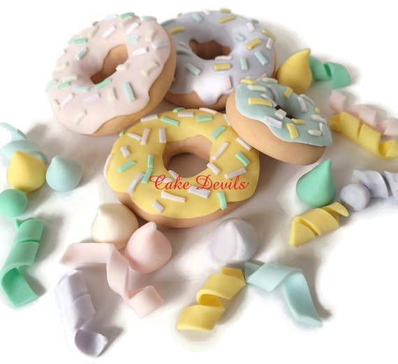 Fondant Donut, Confetti, and Kisses Cake Toppers, Doughnut Cake ...