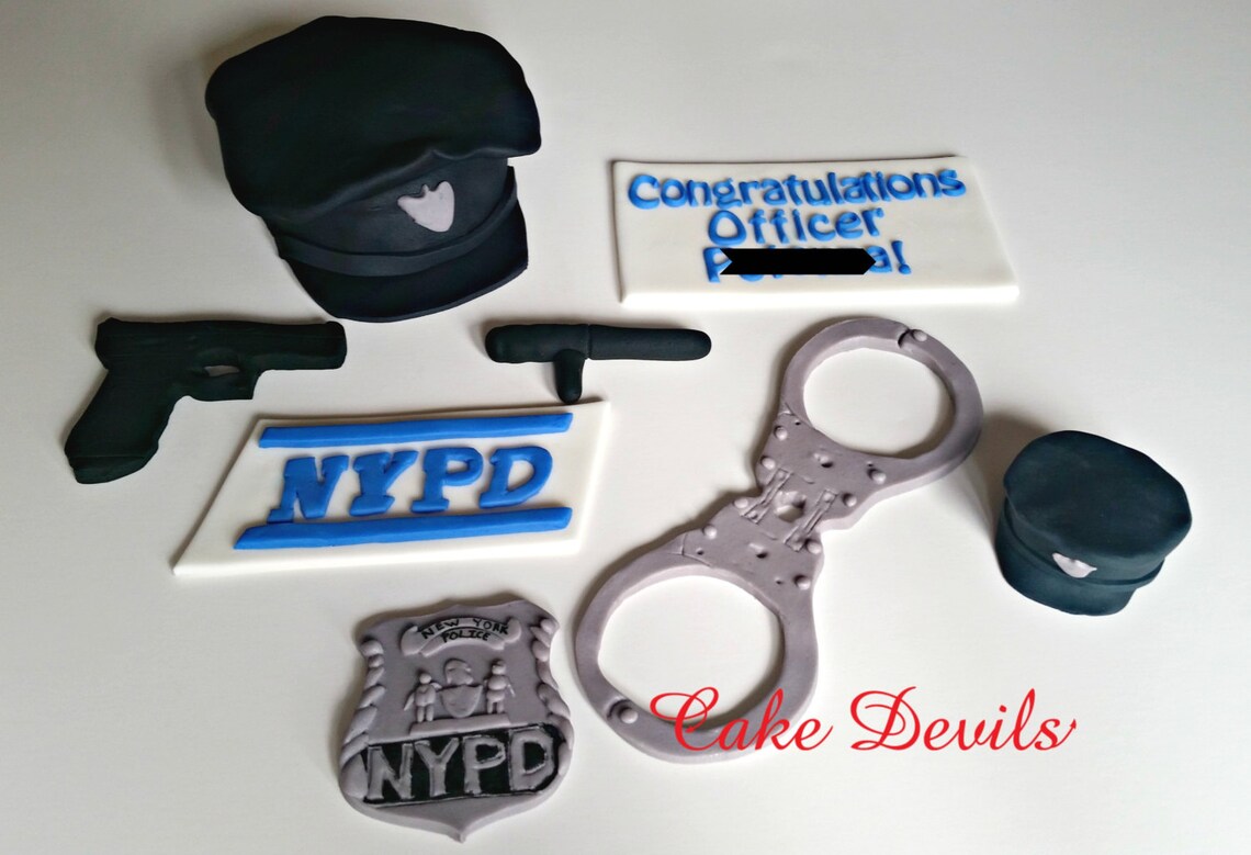 Police Officer Cake Decorations, Police Academy Graduation Fondant Cake ...