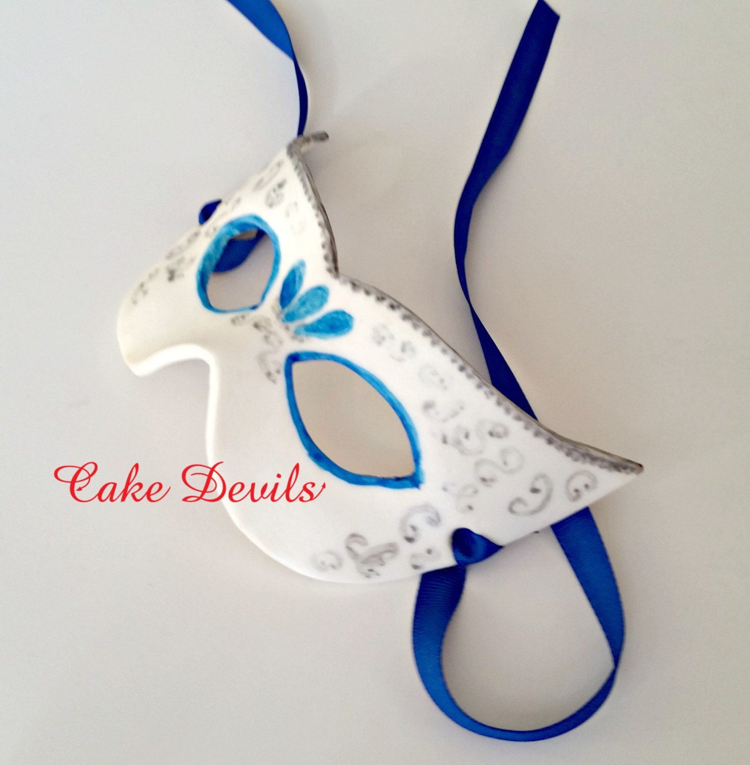 Masquerade Mask Cake Topper, Fondant Masquerade Mask, Handmade Edible ...