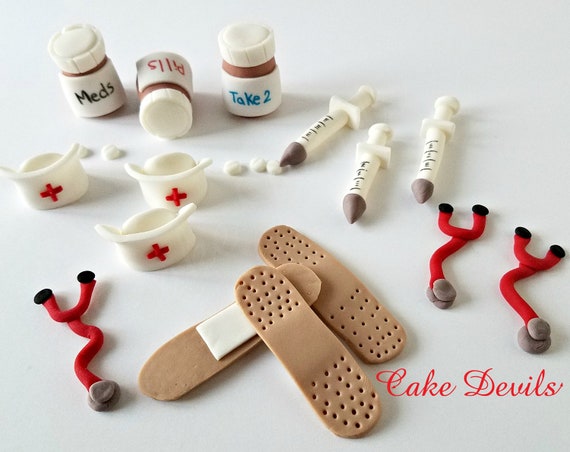 Nurse Cupcake Toppers, Nurse cake decorations, Fondant medical cupcake ...