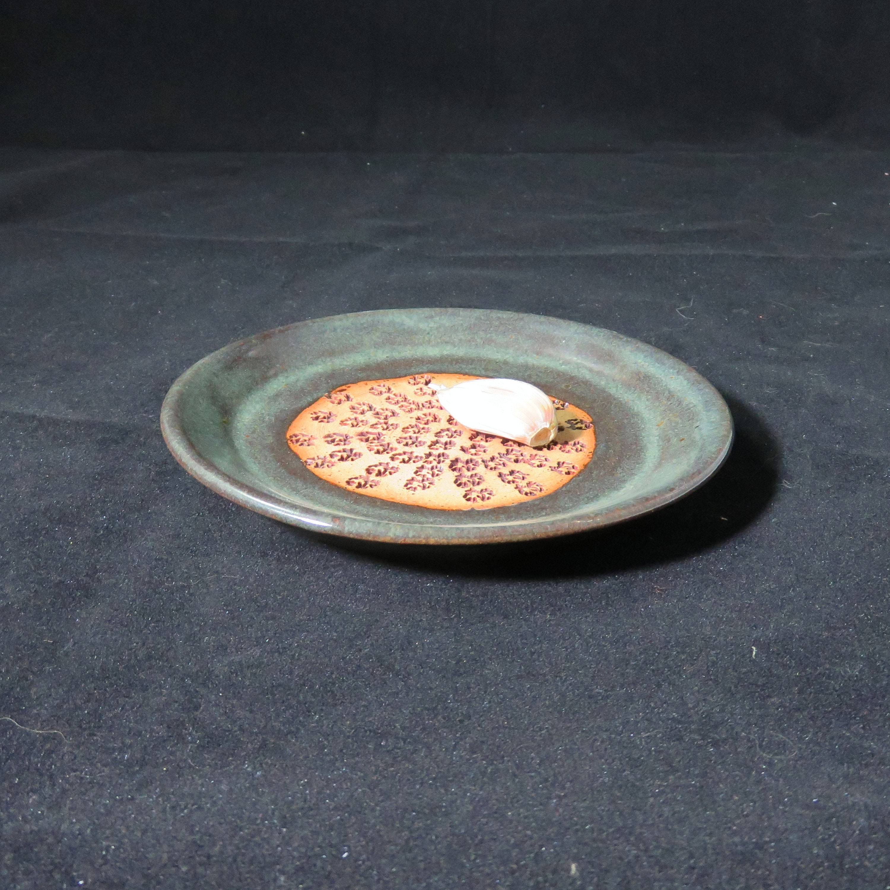 Pottery Garlic Grater Dish,Ceramic Garlic Grater,green Garlic Dish ...