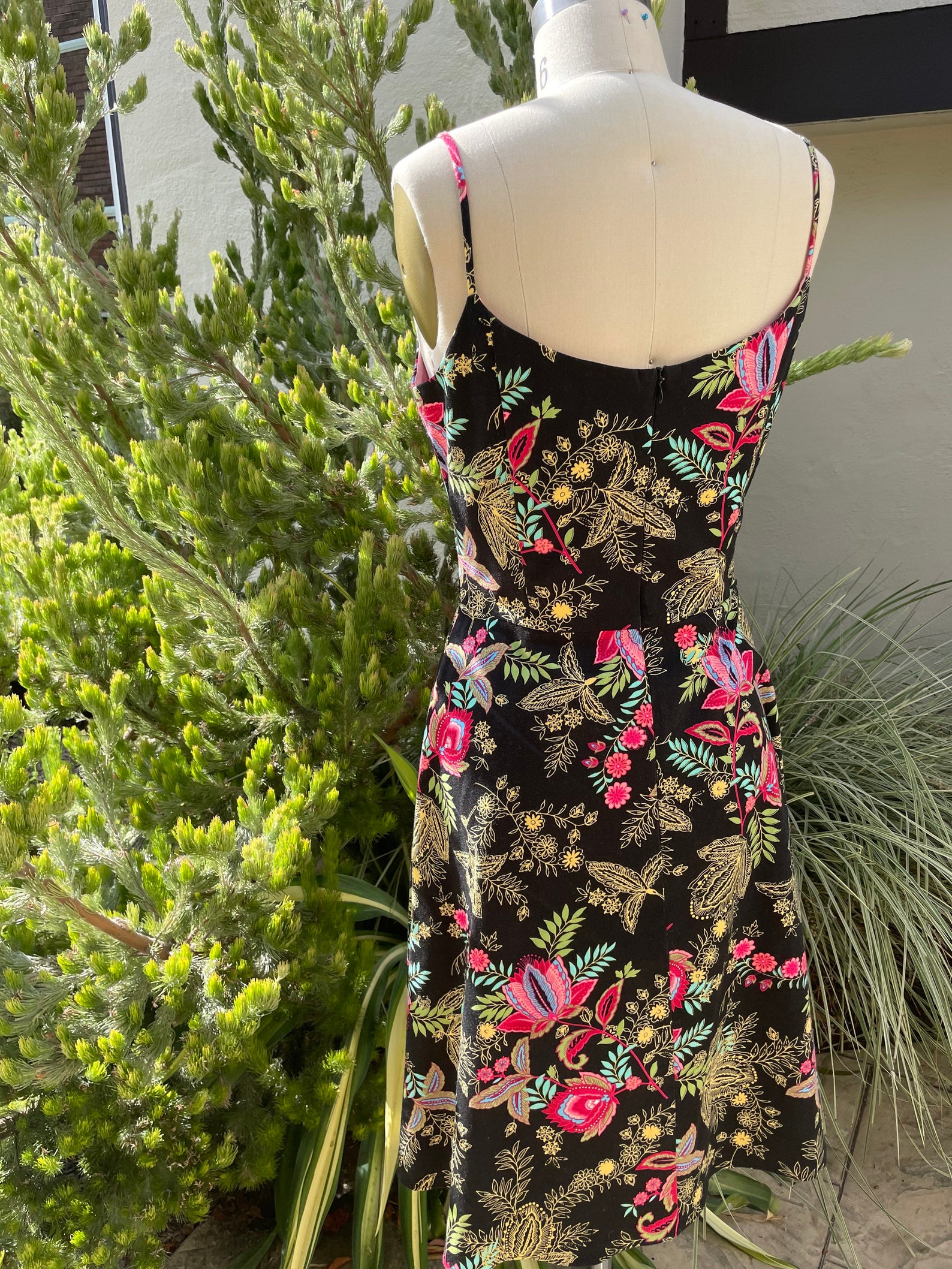 Colorful floral knee length cotton sundress in black pink teal | Etsy