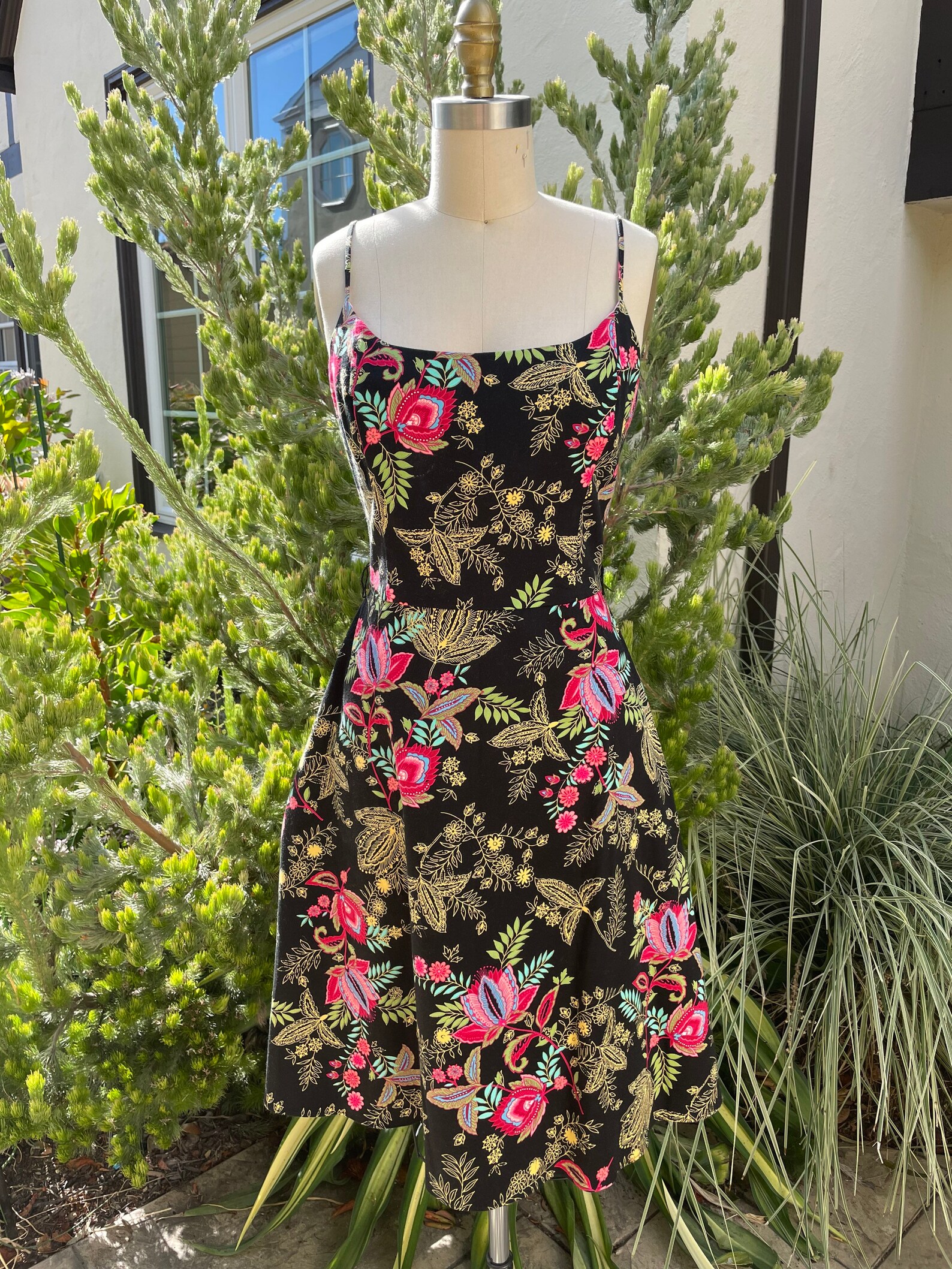 Colorful floral knee length cotton sundress in black pink teal | Etsy