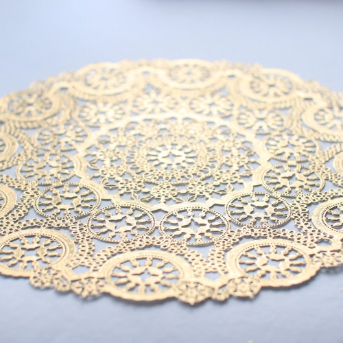 100 Metallic Gold 12 Round Medallion Doilies. Foil Lace Paper | Etsy