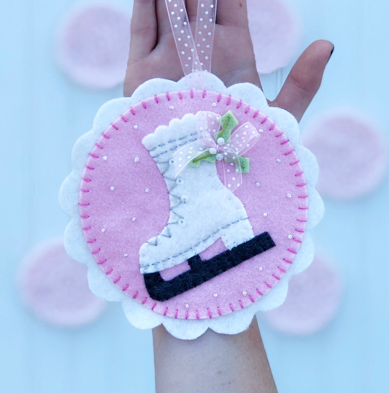 PDF Winter Bliss Felt Ice Skate and Mitten Christmas Ornament | Etsy