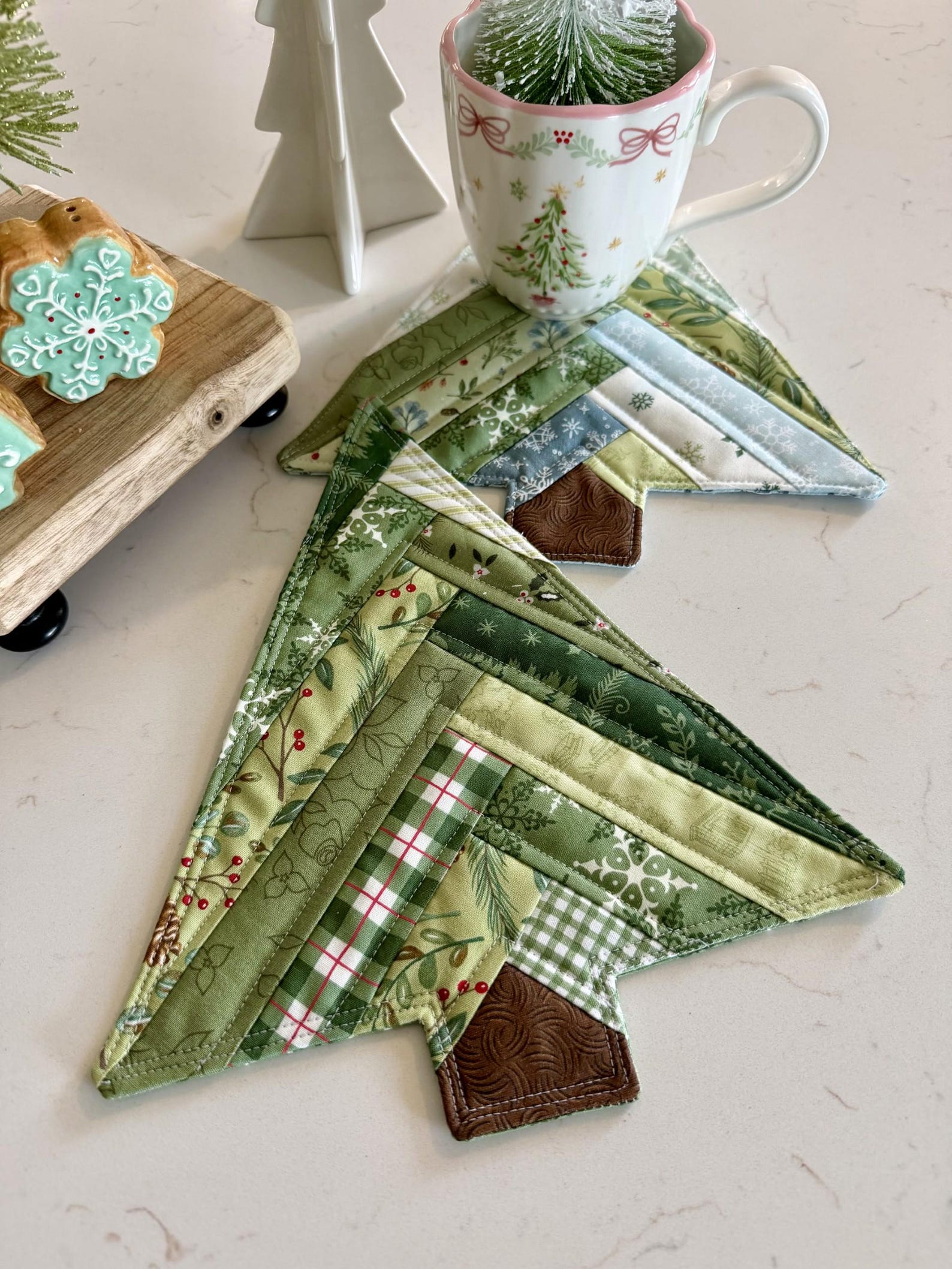 Scrappy Winter Tree Fabric Coaster PDF, Christmas Winter Sewing Pattern ...