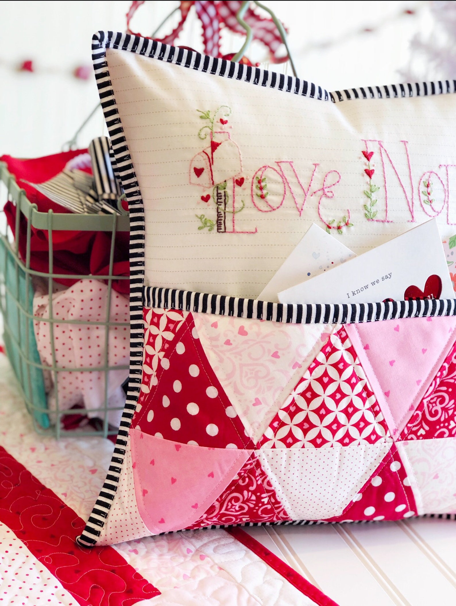PDF Love Notes Pillow Pocket Pattern, Valentine Pillow Sewing and ...